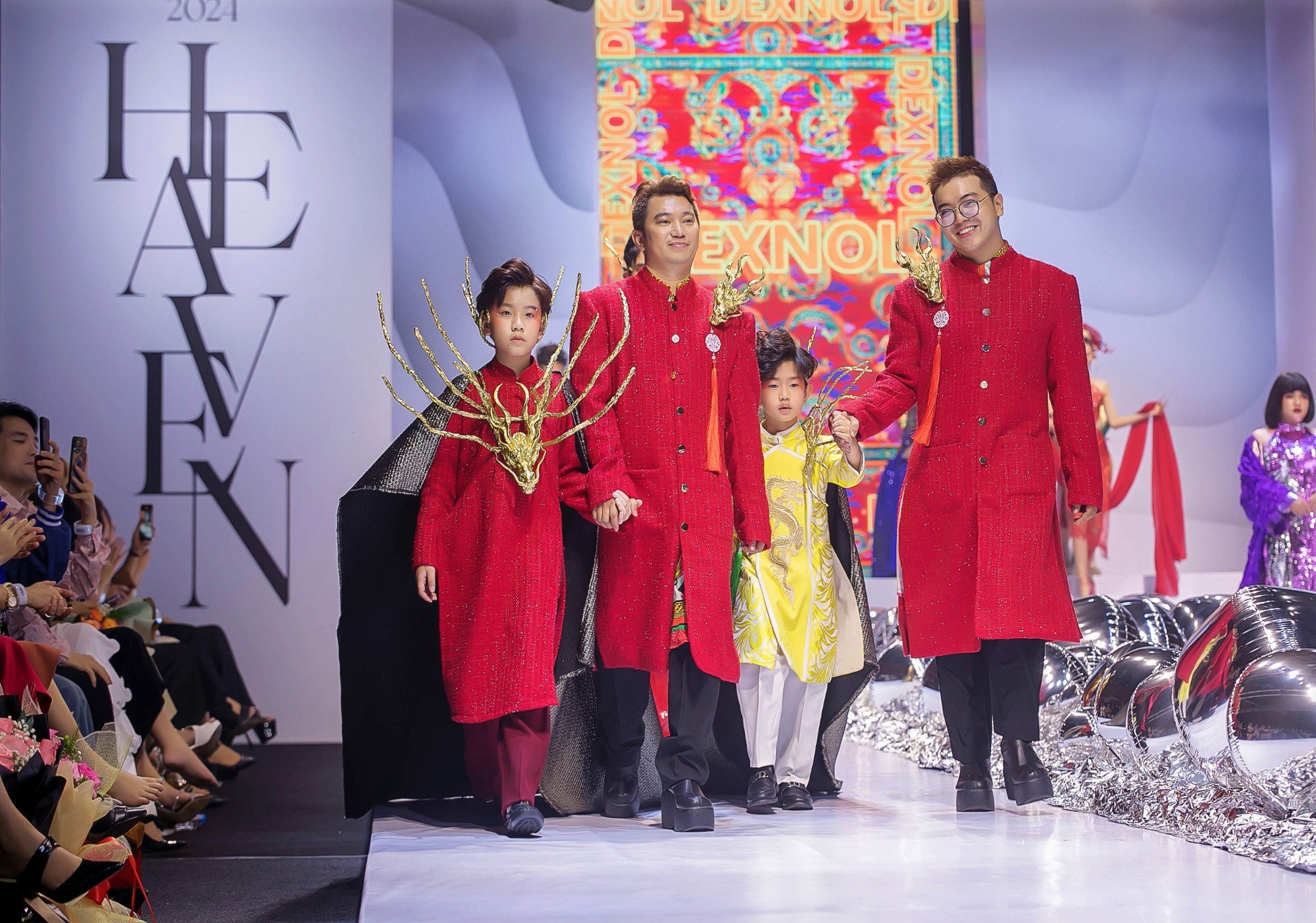 Model kid Minh Triết đảm nhận vị trí kết show “Ấn tượng Châu Á” của NTK ...